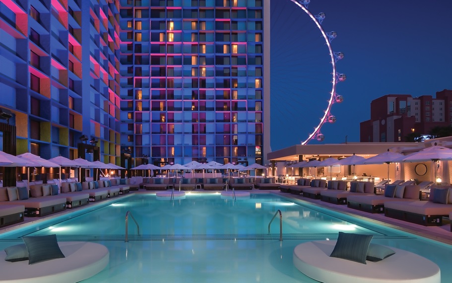 Influence POOL at The LINQ - Bottle Service